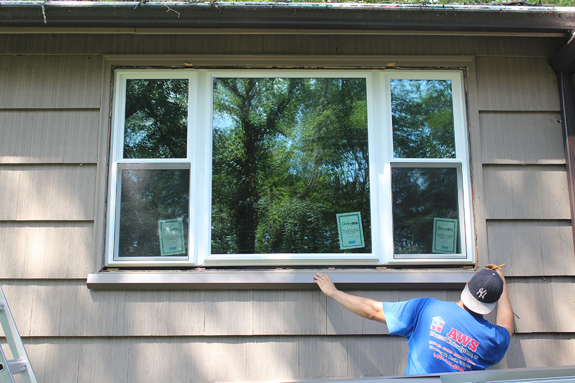 60% Off Vinyl Replacement Windows in Canton Center, CT