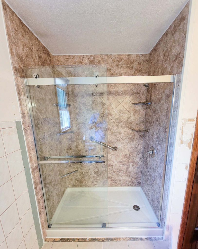 60% Off a Replacement Bathtub or Shower in Connecticut